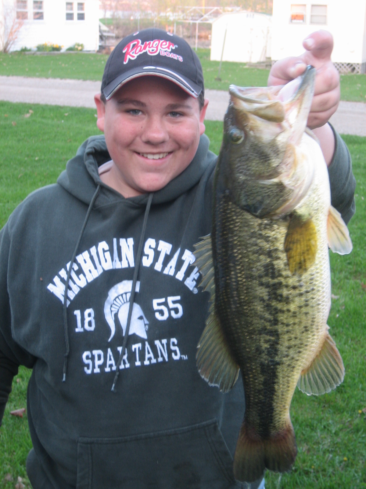 Big Bass caught on Lake Michigan - Green Bay in Sturgeon Bay, WI on 5/9 ...