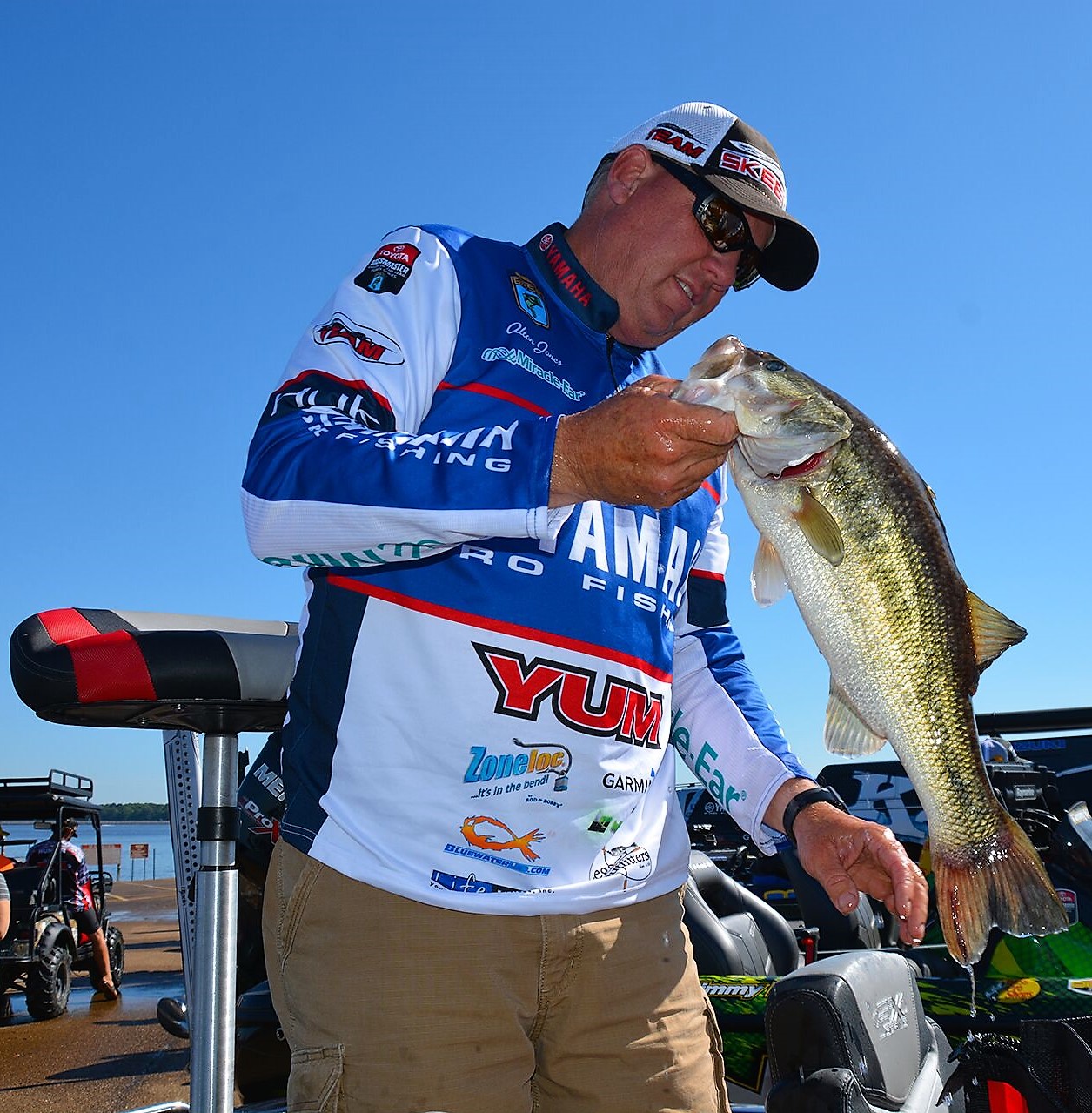 Zoneloc On Tour: Alton Jones, warm-weather worming | BassFIRST