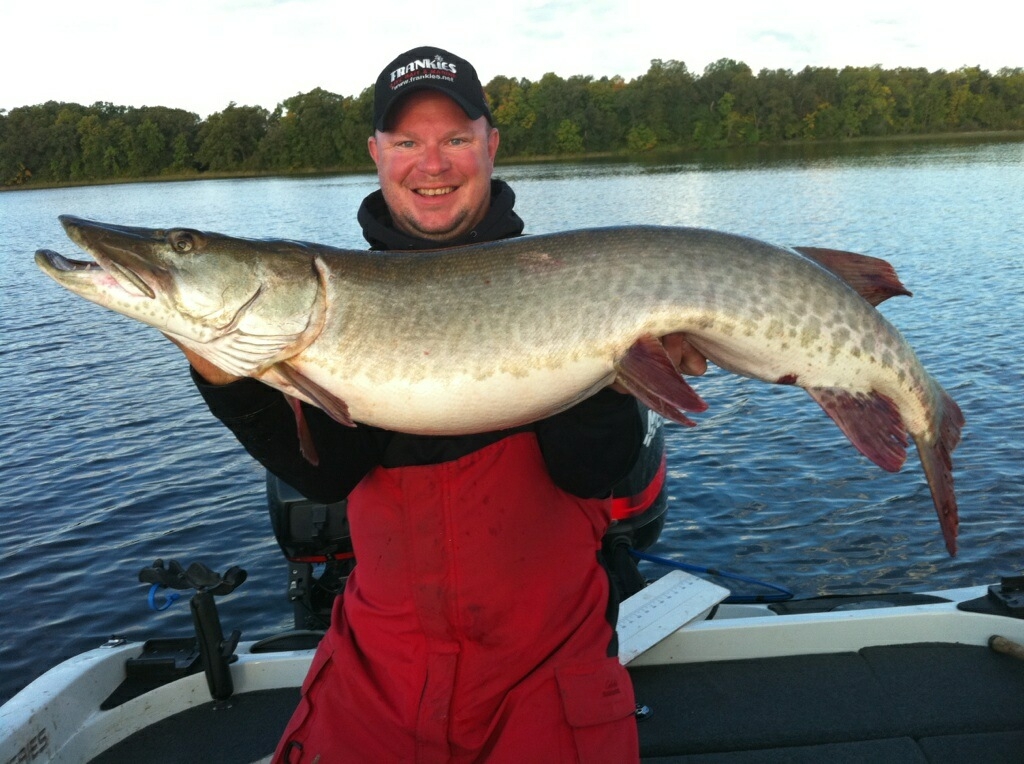 Big muskie caught on Lake X in Bemidji, MN on 9/12/2010 | MuskieFIRST