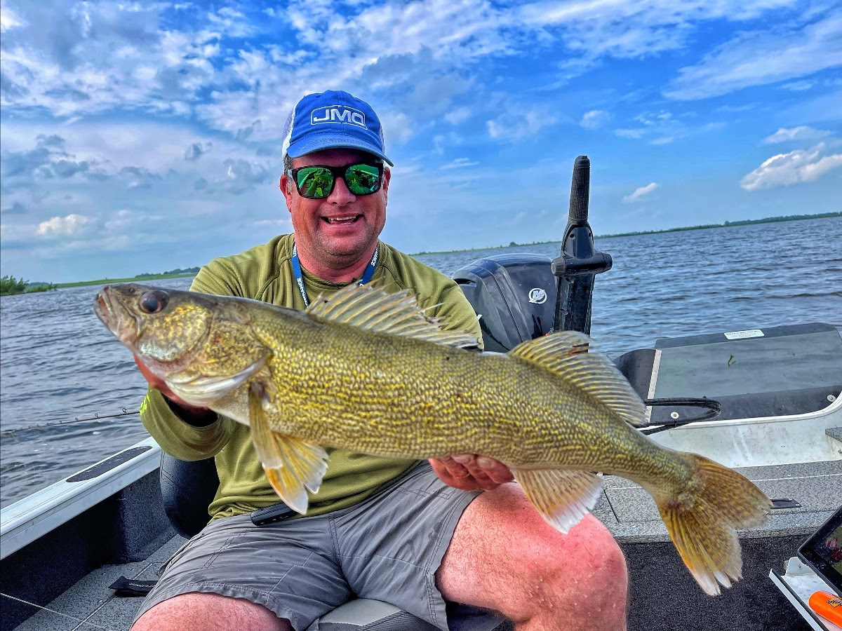 Summer Walleye Tactics - Jason Mitchell | WalleyeFIRST