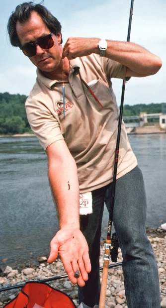 The Guinness Book Calls it The World Record - 2,172 Fish Caught in a 24 ...